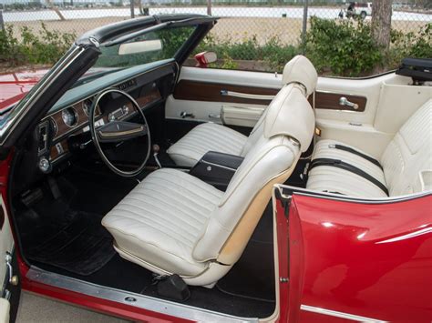 1972 Oldsmobile Cutlass Supreme Interior