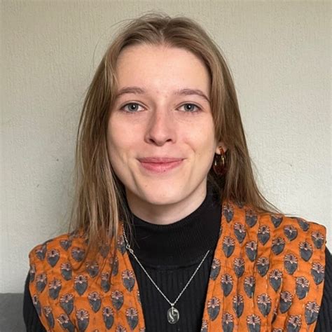 Lara Van De Sande Linkedin