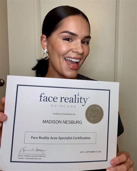 Become A Certified Acne Expert