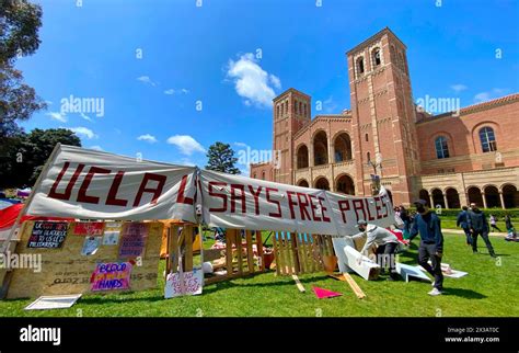 Los Angeles Usa 25th April 2024 An Encampment Protesting The War In