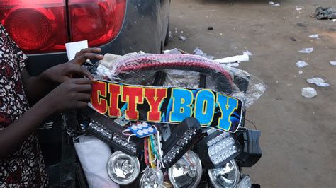 Seyi Olusanyas New Danfo Typeface Is Inspired By Lagos Iconic Danfo Buses Mingooland