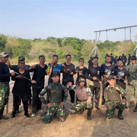 Cornelius Corneliusbillys • Threads Say More