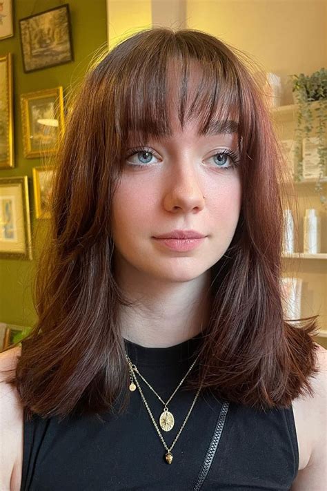 20 Romantic Curly Bob Haircuts Blonde Bob With Side Part Bangs