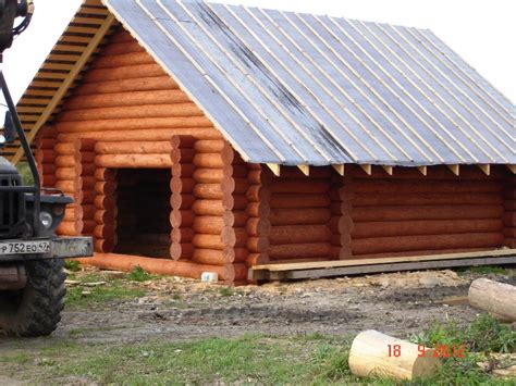 Продажа готовых домов и бань из рубленного бревна