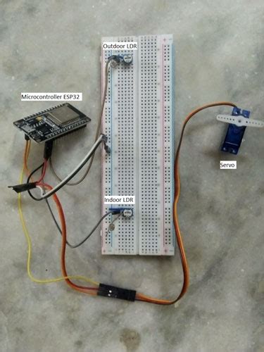 Build Diy Smart Curtains Using Esp32 And Ldr Sensors