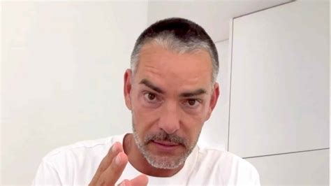 Surpresa Cláudio Ramos Mostra Mais Do Que Deve