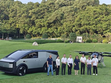 小鹏汇天“陆地航母”2026 年量产交付，售价不超过 200 万元搜狐汽车搜狐网