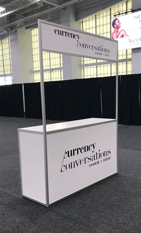 Modular Display Counter With Header Bruce Thompson