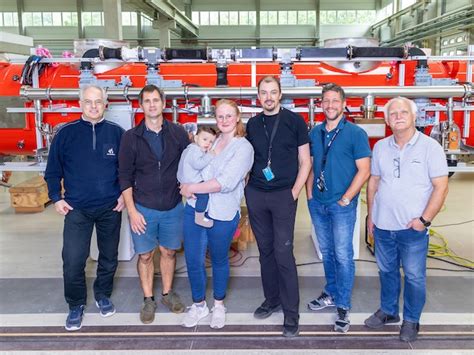 Deutsches Elektronen Synchrotron Desy