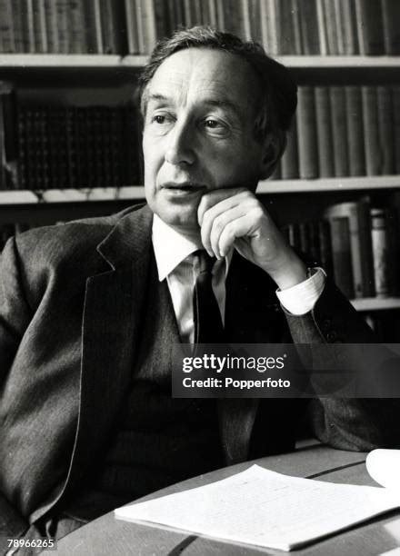 Alfred Jules Ayer Photos And Premium High Res Pictures Getty Images