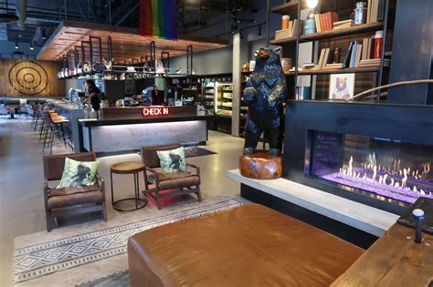 Is The Moxy Seattle Downtown Worth It Full Hotel Review Refined Trails