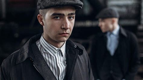 ‘peaky Blinders Fans Turn Streaming Night Into A Shelby Style Watch Party