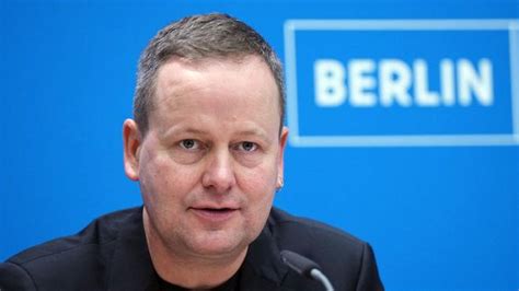 Jahreswechsel Debatte Um Böller Verbot Angriffe Kein Bagatelldelikt Zeit Online