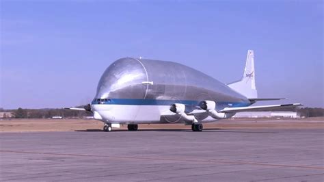 Footage Of The Super Guppy Landing In Alabama Looks Like It Shouldnt