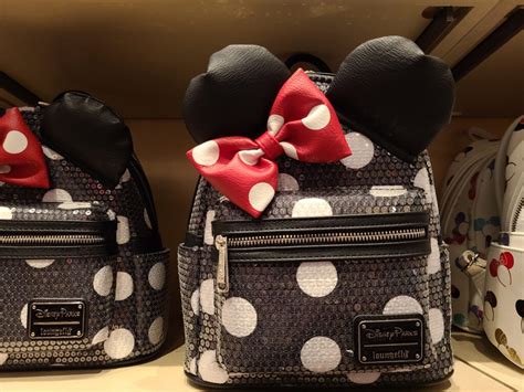 Las Mejores Mochilas Loungefly Con Temática De Disney Que Puedes