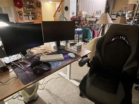 This Is My First Setup Rate It 1 10 R Battlestations