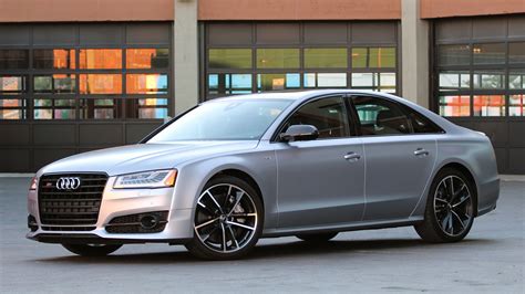 Review 2016 Audi S8 Plus