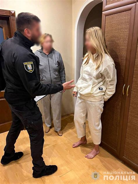 У Києві затримали колишню працівницю банку яка ошукала клієнтів на 86 мільйонів гривень