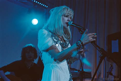 Courtney Love Gil Lesage
