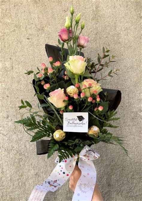 Csoki Virágcsokor Blooming Budapest Virágküldés