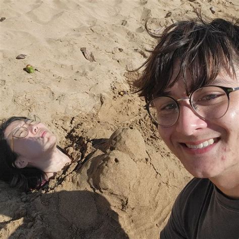 Pin By Craftysalad On Lilypichu Kim Reeves Michael Drawing People