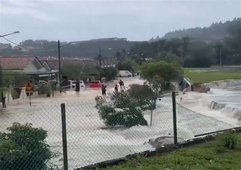 Help Deployed After Bund Collapse Led To Flash Floods At Saujana Utama