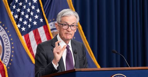 연준 ‘불확실성 언급하며 기준금리 다시 동결파월 명확성 기다려야”