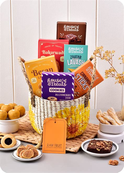 Hamper Inclusions Besan Ladoo 200gm Blueberry Jam Cookie 150gm