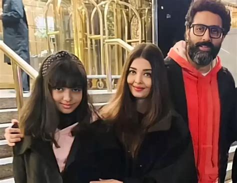 Aaradhya Is Spotted In Public When She Studies