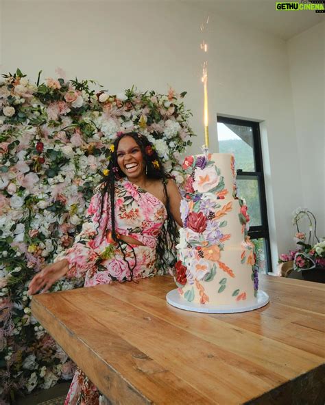 Lauryn Mcclain Wiki Biography Age Photos Spouse And More