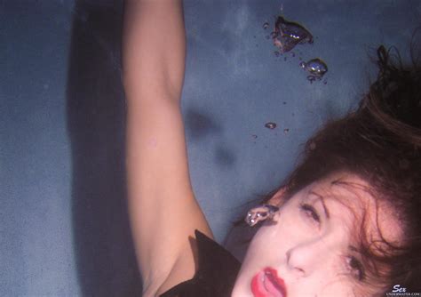 Gabriella Sex Underwater Tour