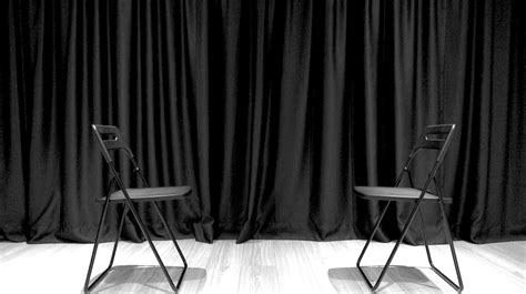 Acting Class Eye Catcher