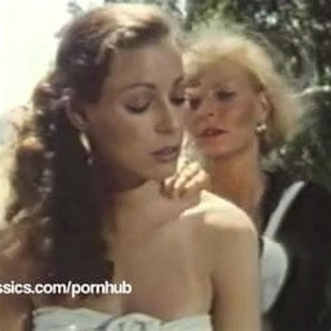 Classic Pornstar Annette Haven Lesbian Hot Tub Sex Porn Xhamster