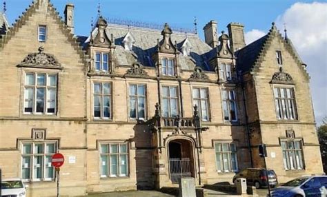 Convicted Sex Offender Cleared Of Tailing Teenage Girl Grabbing Her