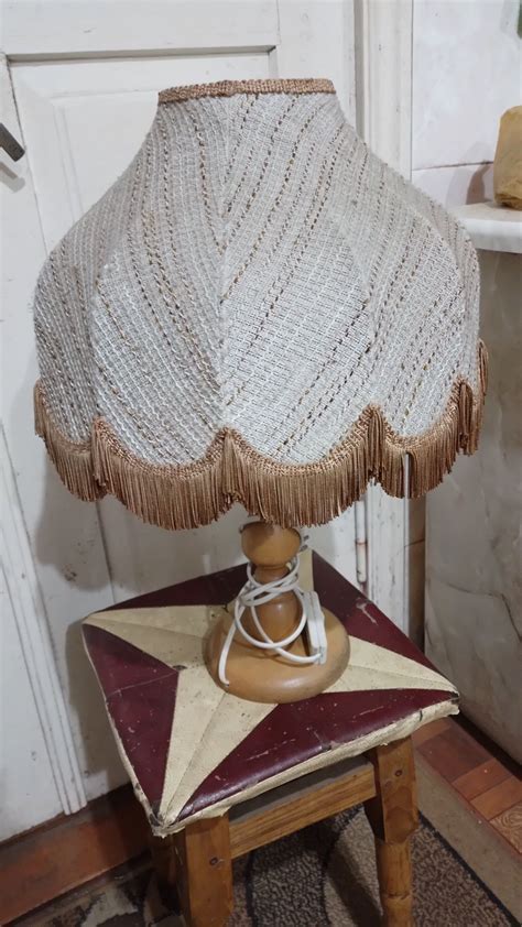 Продам настольную красивую лампу 1 000 грн Освітлення Славне на Olx