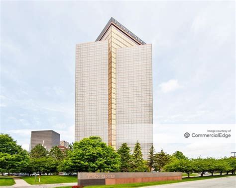 1000 Town Center Southfield Mi Office Space