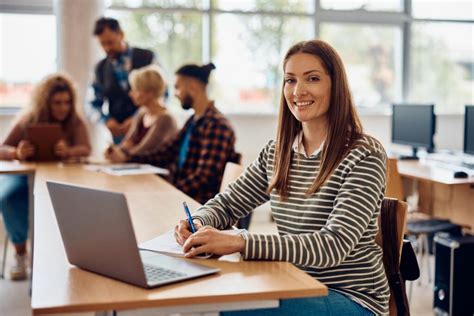 Synchronous Vs Asynchronous Learning Which Is Best Sid