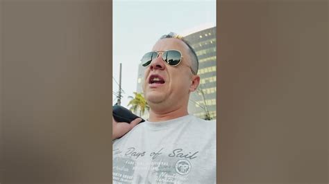 موقف مع مصرى شيخ جامع Youtube