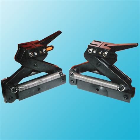 Toggle Grip Assembly At Best Price In Kolhapur By Shreekrupa Industries