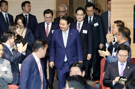 윤석열 대통령 삼성디스플레이 4조1천억 신규투자 협약식 참석 [뉴시스pic] 파이낸셜뉴스