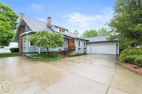 4451 Clarke Dr East China Mi 48054 Zillow
