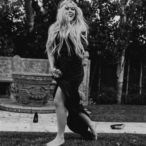 Avril Lavignes Feet