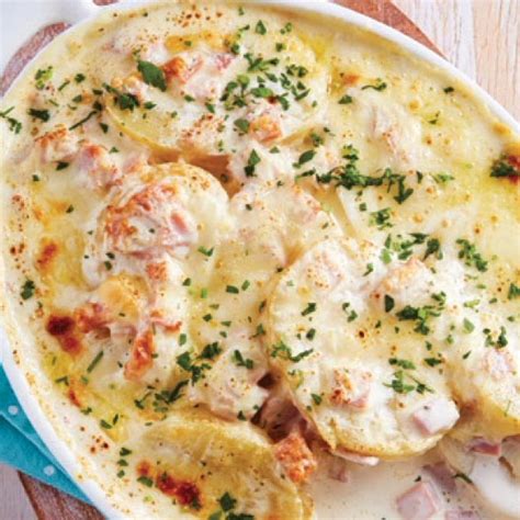 Papa Al Horno Gratinada Con Jamón Y Crema
