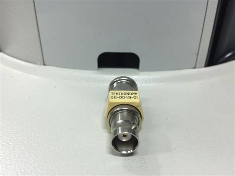 Tektronix 011 0049 01 Bnc Feedthrough Termination 50 Ohm 2 Watt Electronics Others On Carousell