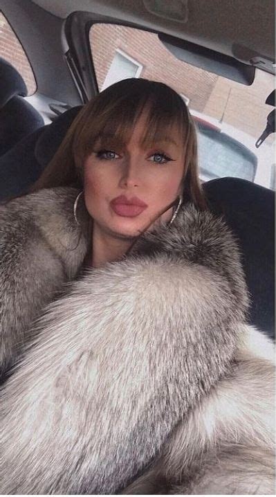 Pin op Fur coats women
