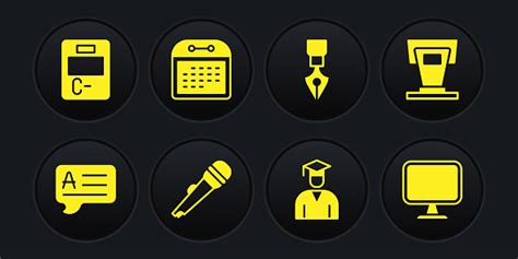 답안 무대 스탠드 마이크 졸업 모자 만년필 펜촉 달력 컴퓨터 모니터 및 시험지 오답 아이콘으로 말풍선을 설정합니다 벡터 검은색에 대한 스톡 벡터 아트 및 기타 이미지