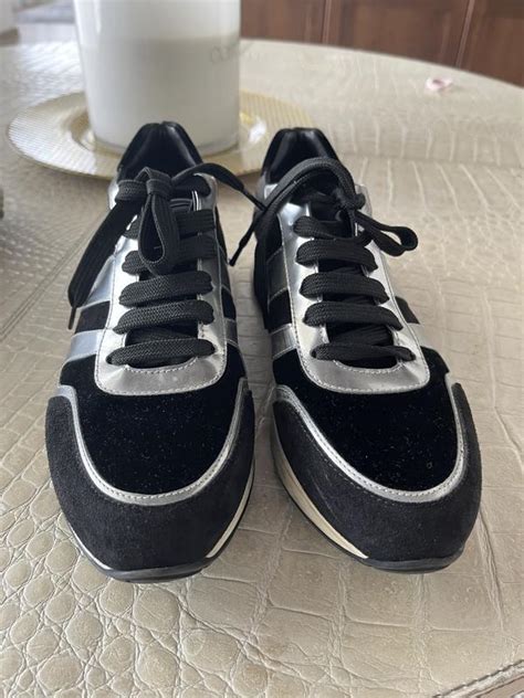 Брендові кросівки — ціна 1000 грн у каталозі Кросівки Купити жіночі речі за доступною ціною на