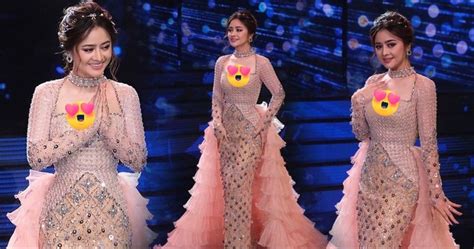 ចេញមកពេលណា ឱក សុគន្ធកញ្ញា ដឹងតែថាស្អាតខ្លាំង Khmerload