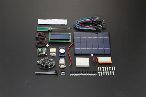 Конструктор Weather Station для збирання метеостанції з сонячною панеллю від DFRobot купити в