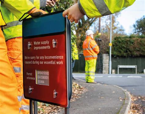 Intelliframe® Smart Digital Signage For Urban Works And Temporary